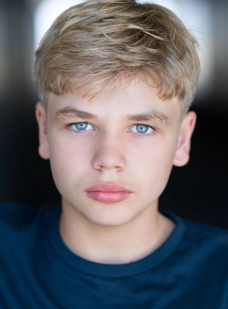 B ACTOR Beau | Glass Management